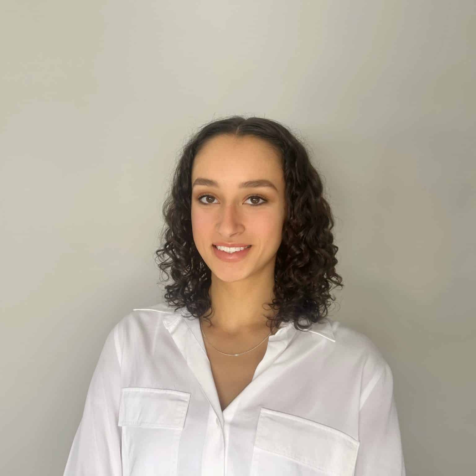 Neuroscience Student Grace Harding Wins Dr. and Mrs. Roderick Hunter ...